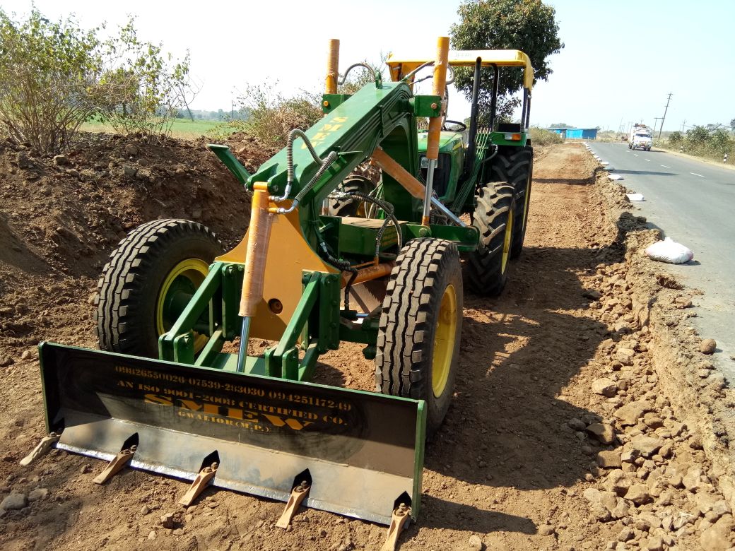 Grader with front blade | SAO India
